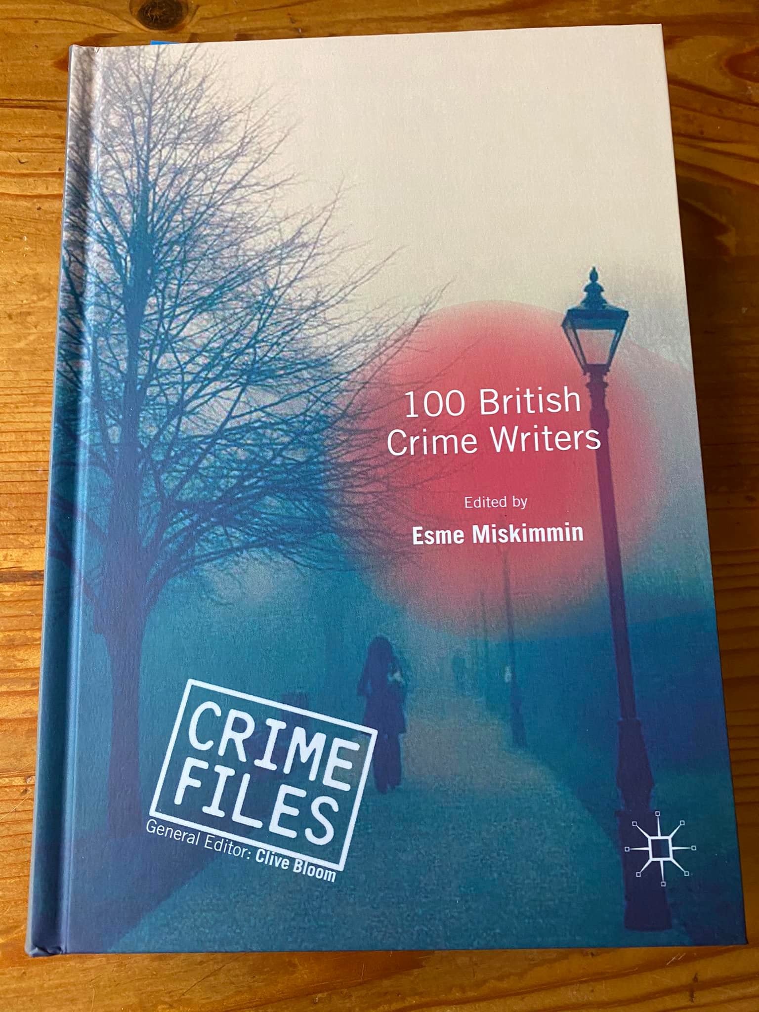 Nouveauté "100 British Crime Writers" - Suzanne Bray | FLSH
